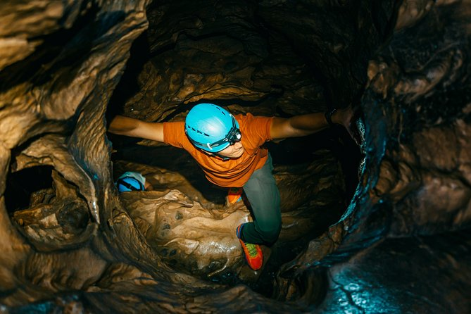 Venado Caves Underground Experience from La Fortuna – Saudi Arabia Tours